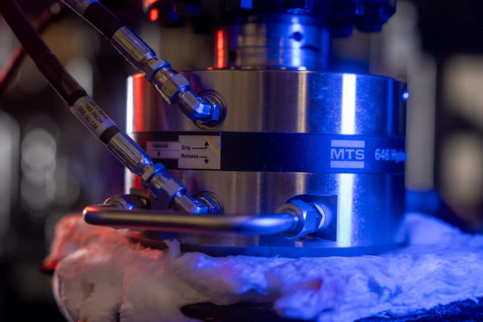 Fatigue and Fracture Testing | Laboratory Testing